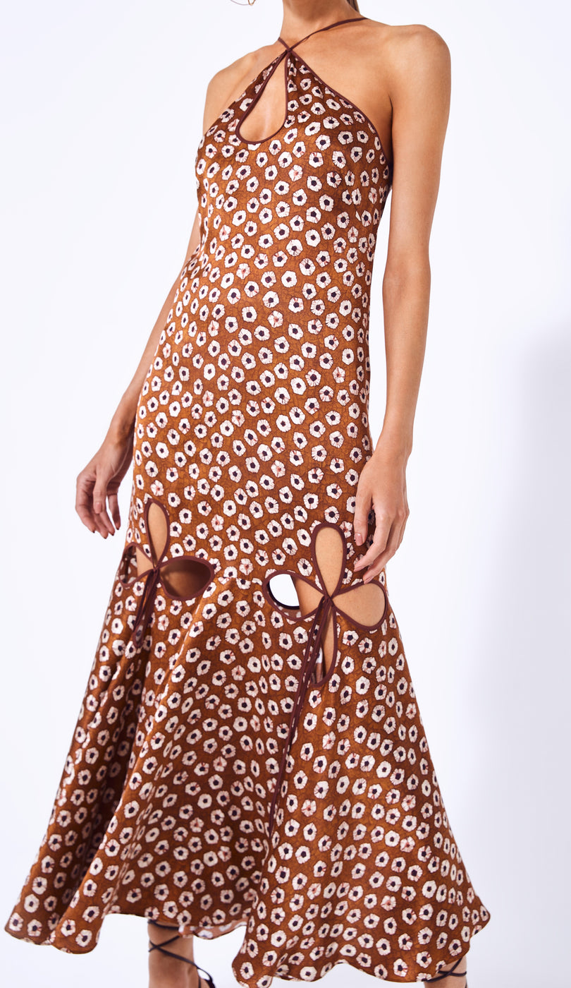 Alexis Ren Dress– HIVE